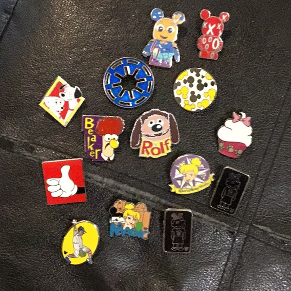 Disney | Other | Disney Character Pin Set With Tinkerbell Rolf Beaker ...